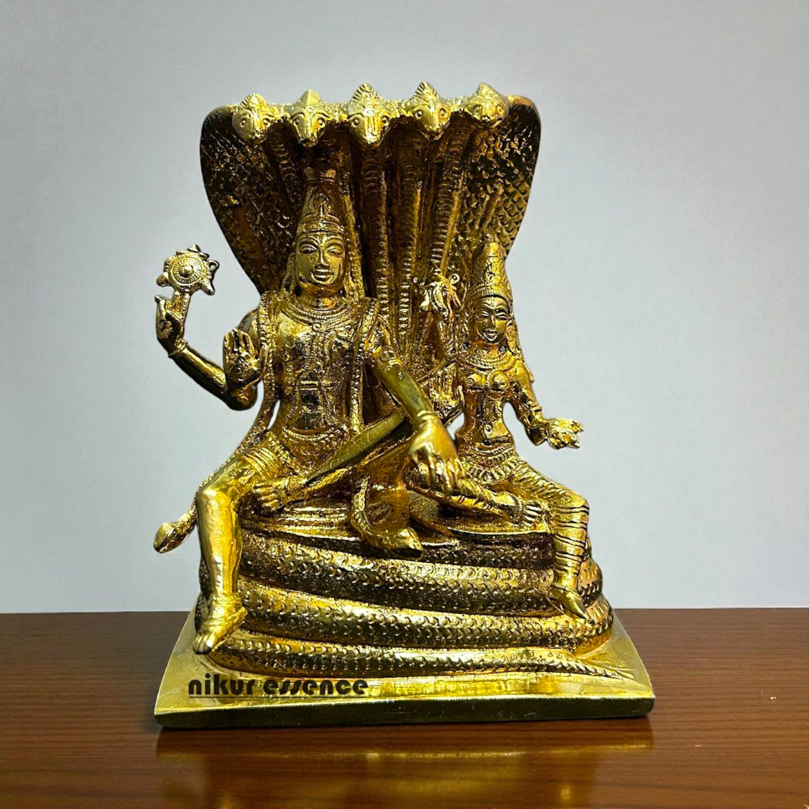 Big Lakshmi Narayan with Sheshnag Panchaloha Idol – Nikur Essence ...