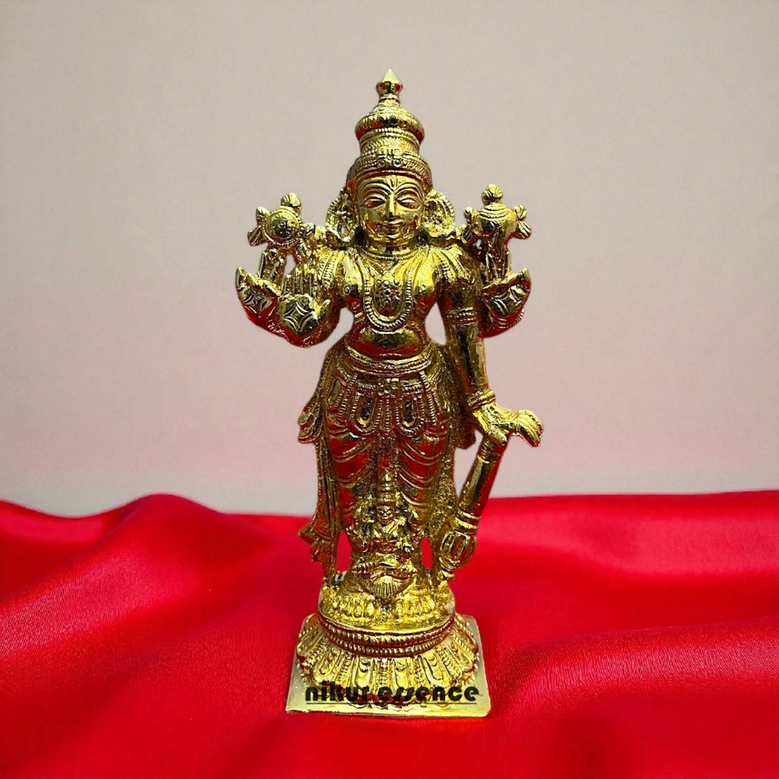 Cheluva Narayan Swamy Standing Idol – Nikur Essence – Nikur Essence