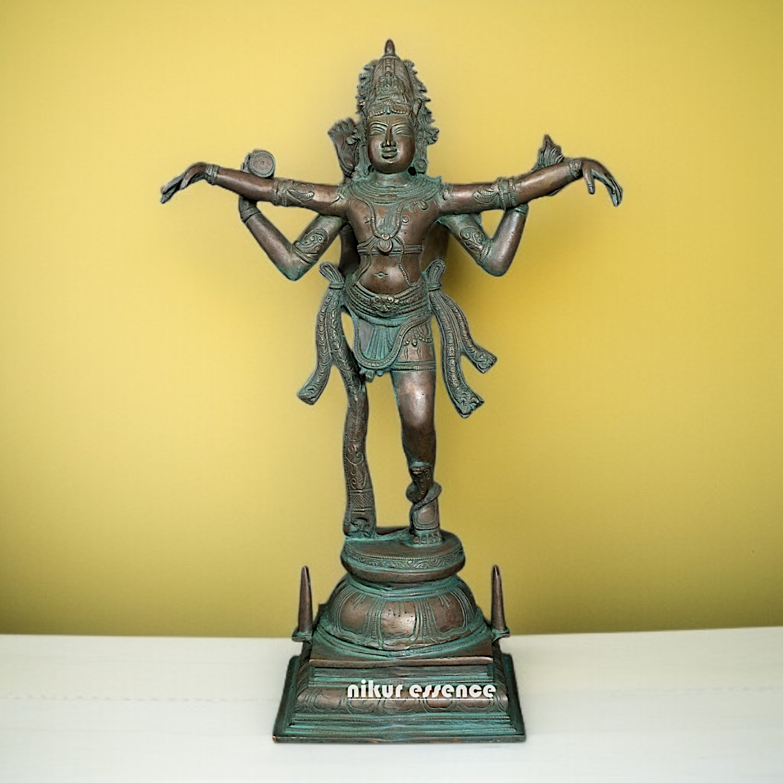 Big Shiva Tandav with Four Armed Brass idol - 20 Inches – Nikur Essence